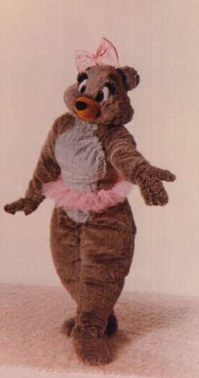 This Old Fursuit: Hilda the Bambioid | Fang, Feather, & Fin
